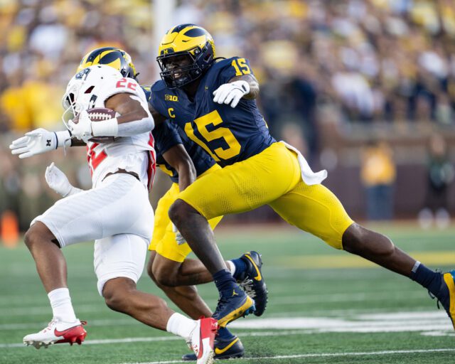 Ernest Hausmann nominated for the 2025 Capital One Orange Bowl-FWAA ...